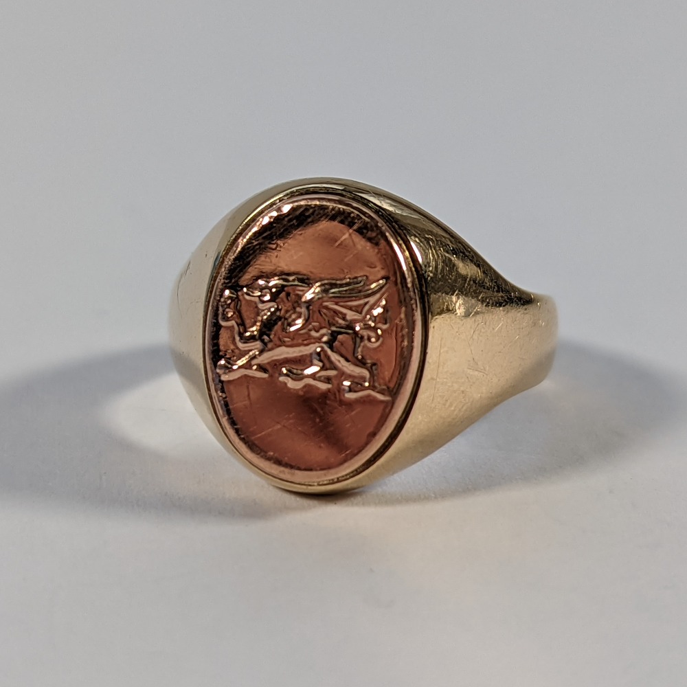 Pre-owned Clogau 9ct Yellow Gold & Rose Oval Signet Welsh Dragon Ring ...